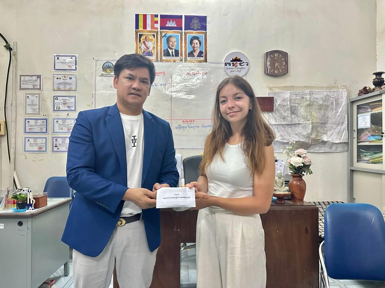 សម្តេចតេជោ ចាត់ជំនួយការមួយរូប ចុះយកអាសា និងដោះស្រាយបញ្ហា ស្ត្រី ជន ...